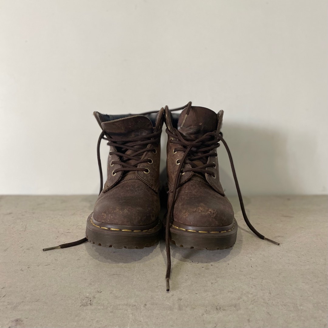 Dr. Marten 939 Ben Boot Crazy Horse Leather, Fesyen Wanita, Sepatu di ...