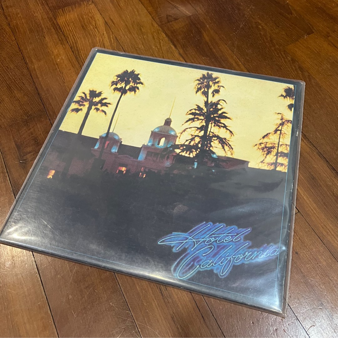 Eagles Hotel California Vinyl Record LP, Hobbies & Toys, Music & Media ...