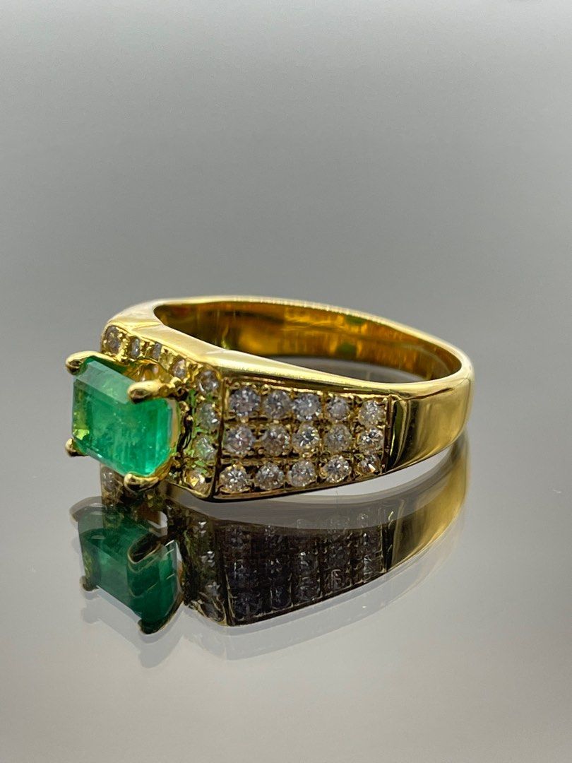 Emerald Colombia & Diamond Ring 18k Yellow Gold (cert), Women's Fashion ...