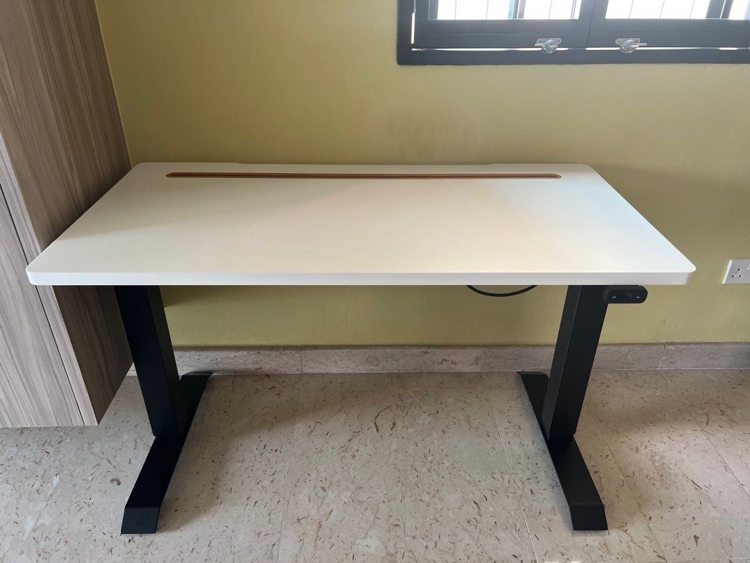 Everdesk plus lite, Furniture & Home Living, Furniture, Tables & Sets ...