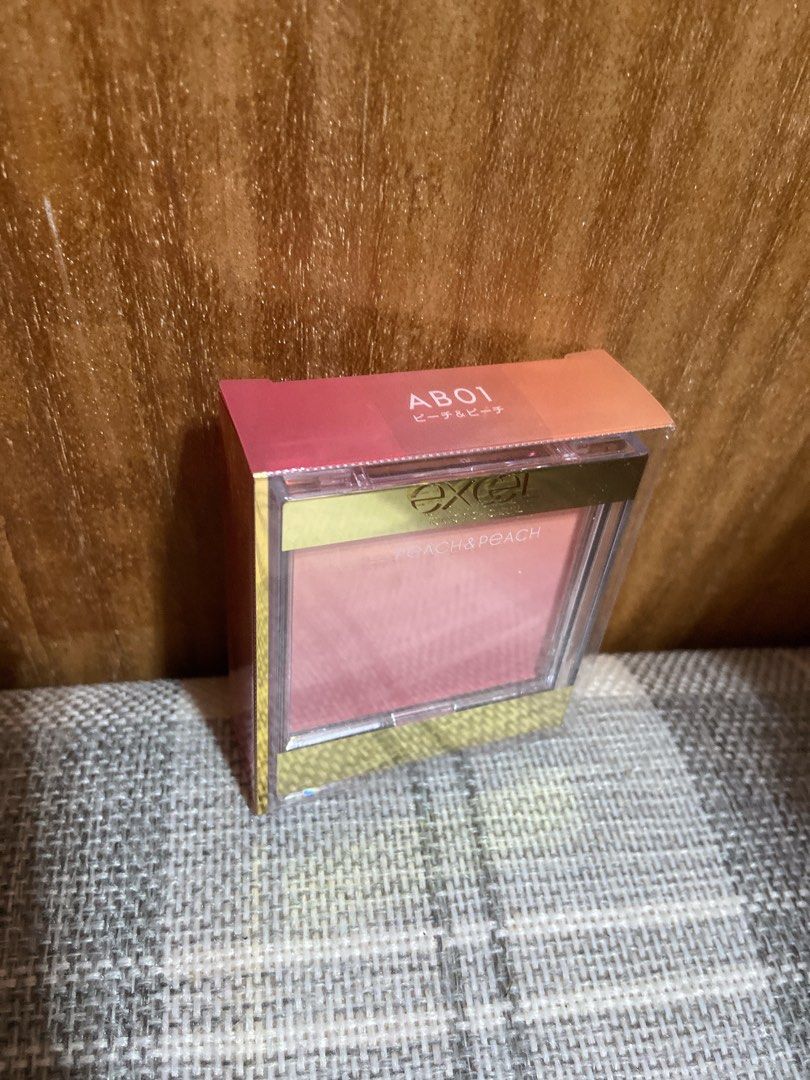 [含運]excel漸層腮紅 #AB01, 香水、美妝、保養, 臉部彩妝、保養與清潔, 化妝品在旋轉拍賣