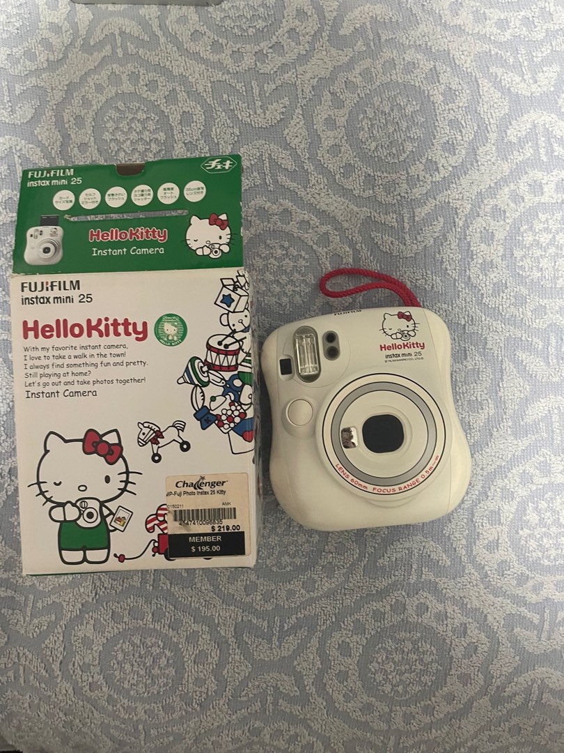 Fujifilm hello kitty camera, Photography, Cameras on Carousell