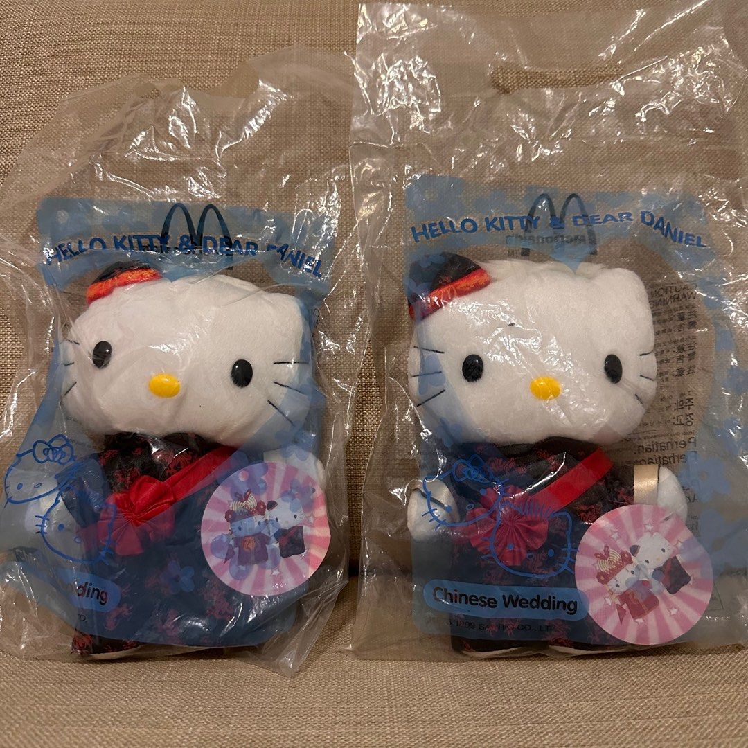 Hello Kitty & Dear Daniel - Chinese Wedding, Hobbies & Toys, Toys ...