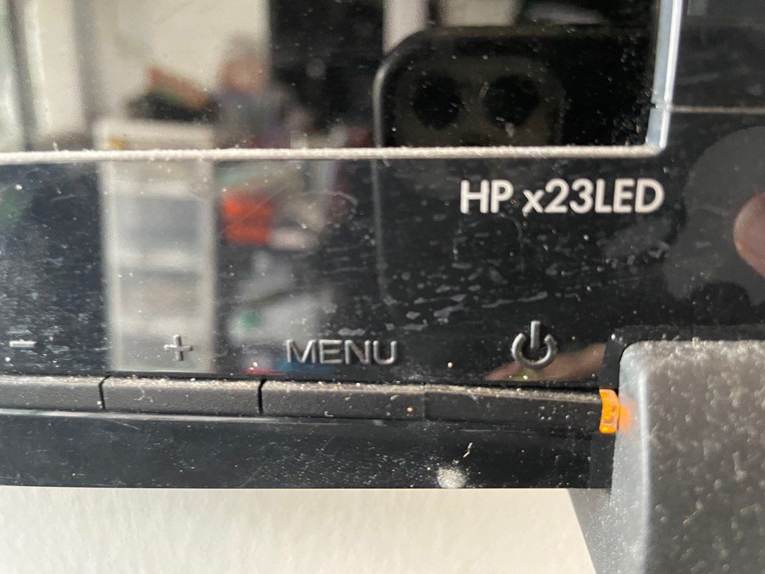 HP & Samsung monitor - wall mount , no Stand, Computers & Tech, Parts ...