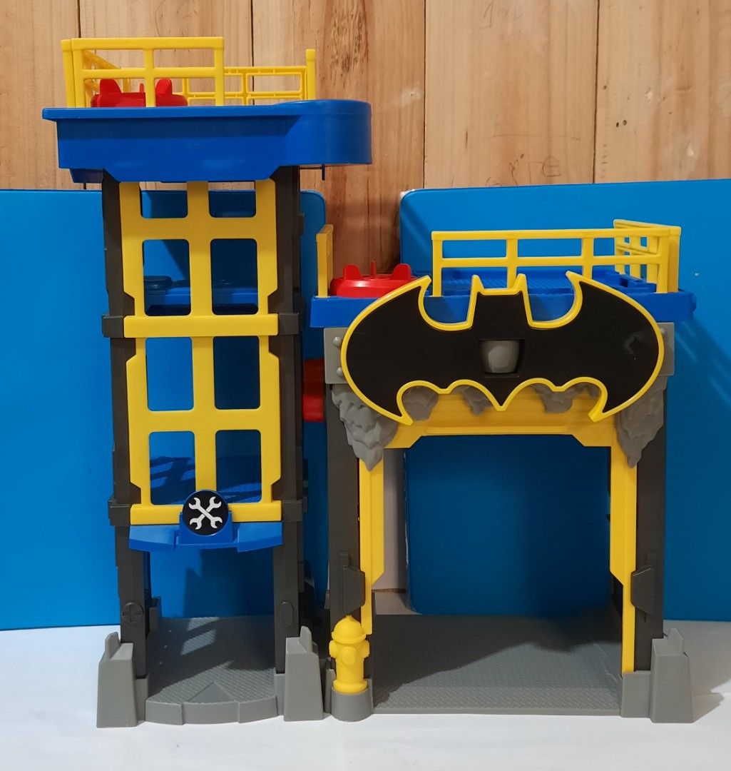 Imaginext Gotham City Tower, Hobbies & Toys, Toys & Games on Carousell