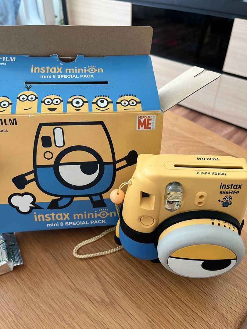 Instax minion mini8 Special Pack, Photography, Cameras on Carousell
