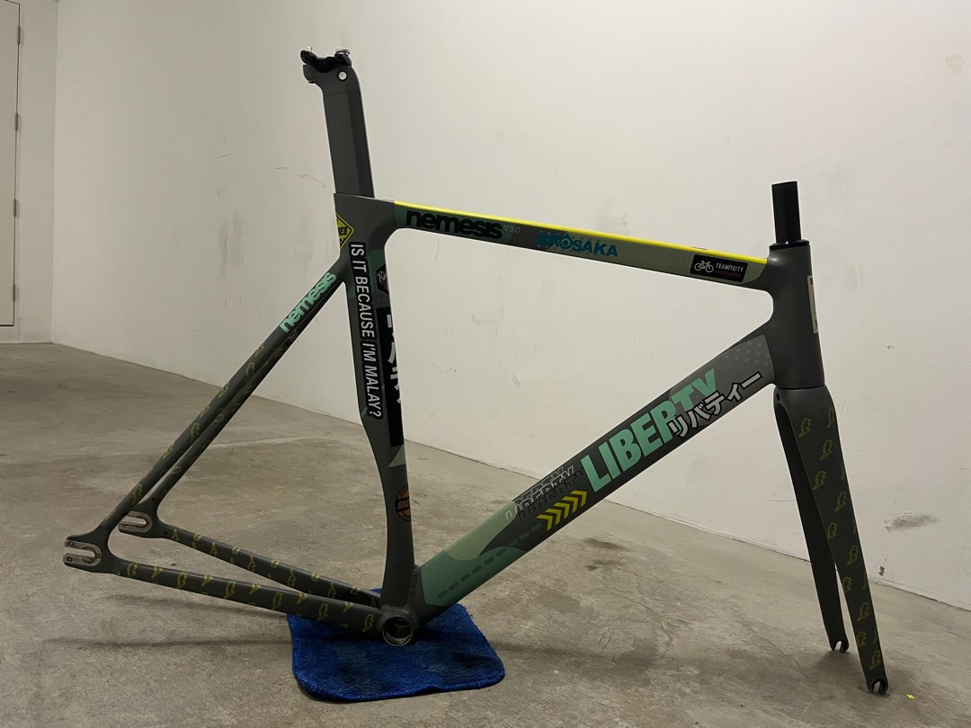 Liberty Nemesis Katana V3 Tarmac Grey Size 55, Sports Equipment ...