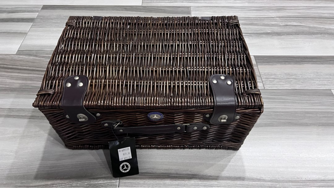Mercedes Benz Picnic Basket Set, Furniture & Home Living, Kitchenware ...