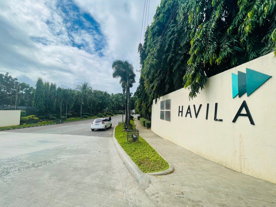 Mission Hills Havila Antipolo City lot for sale 1000 sqm corner lot on ...