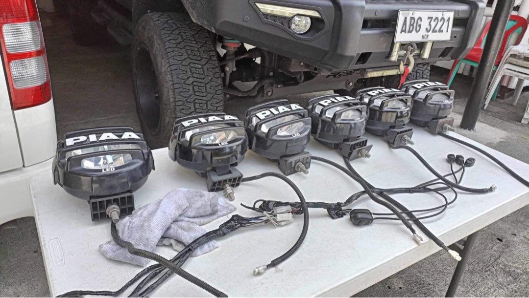 PIAA LED LP570 with Switch and Harness on Carousell