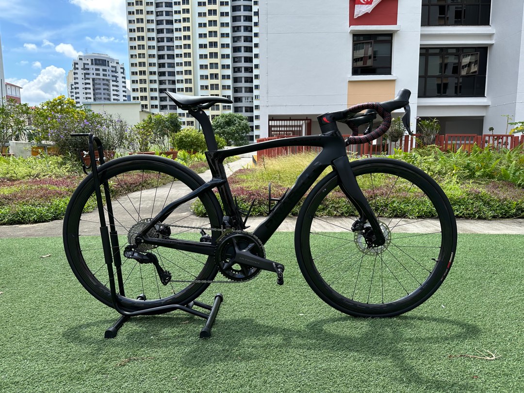 Pinarello Dogma F - Size 465 Black on Black, Sports Equipment, Bicycles ...