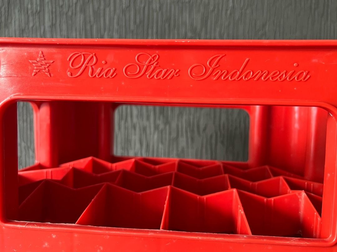 Vintage Coca-Cola Crate with Interesting Details, Hobbies & Toys ...