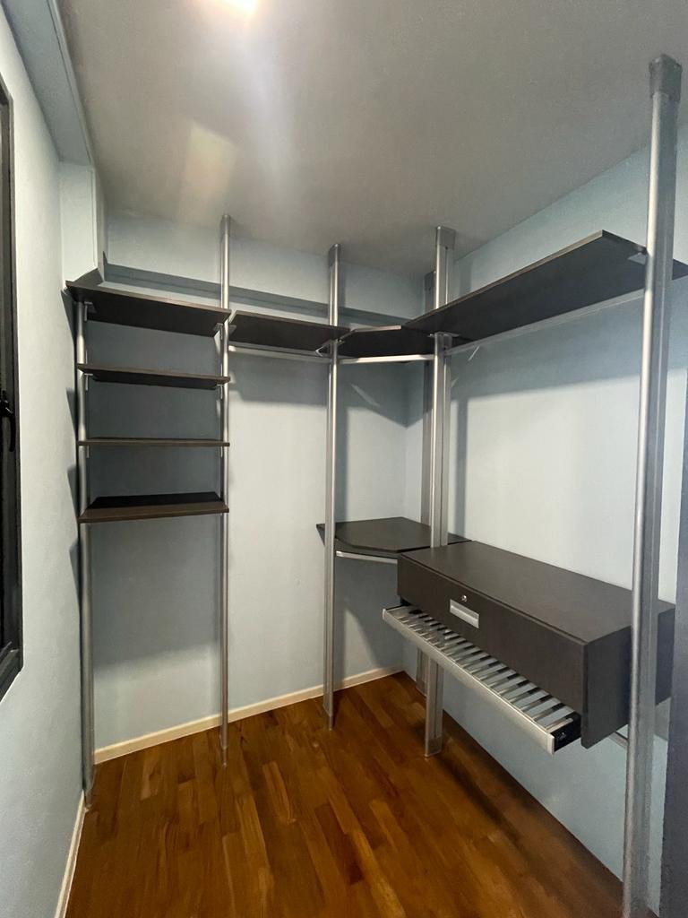 Removable Floor to Ceiling Walk-In Wardrobe Poles & Rack System ...