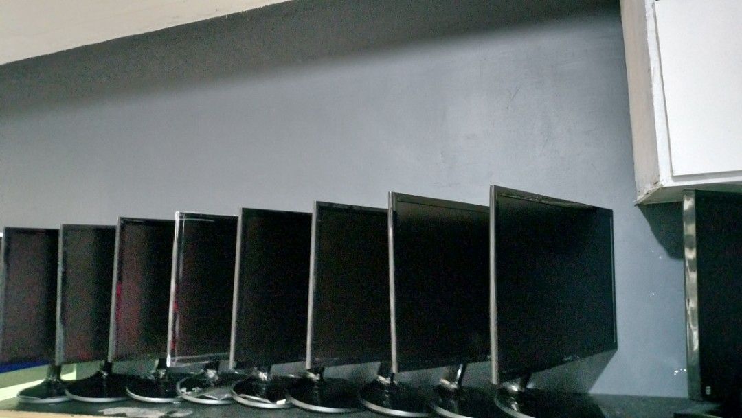 SAMSUNG 22 "FHD PLS PANEL, Computers & Tech, Parts & Accessories ...