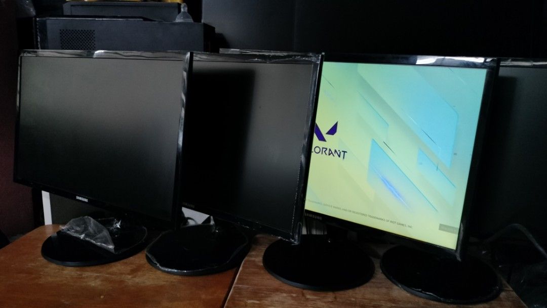 SAMSUNG 22 "FHD PLS PANEL, Computers & Tech, Parts & Accessories ...