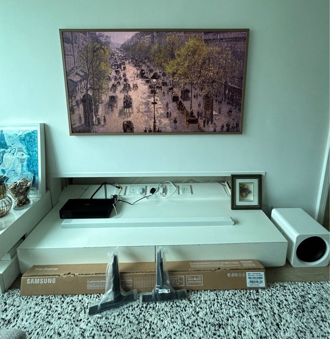 Samsung Frame TV 55" + Soundbar & woofer, 家庭電器, 電視 & 其他娛樂, 電視 - Carousell