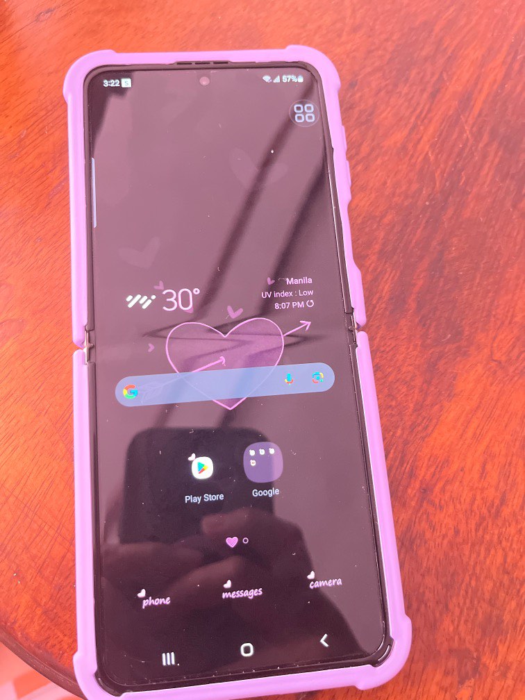 Samsung zflip3 cream color,256gb on Carousell