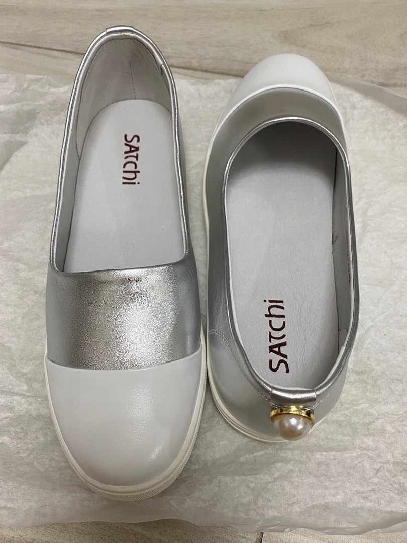 SATCHI, 女裝, 鞋, Loafers - Carousell