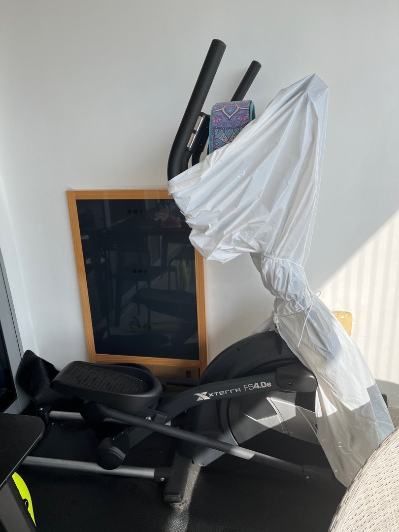 Sell in Redhill next to MRT, self-pickup only, Sports Equipment ...