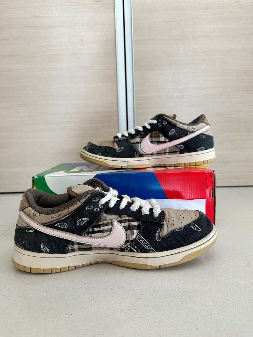 Selling Nike SB Dunk Travis Scott (US 11 / UK 10), Men's Fashion ...