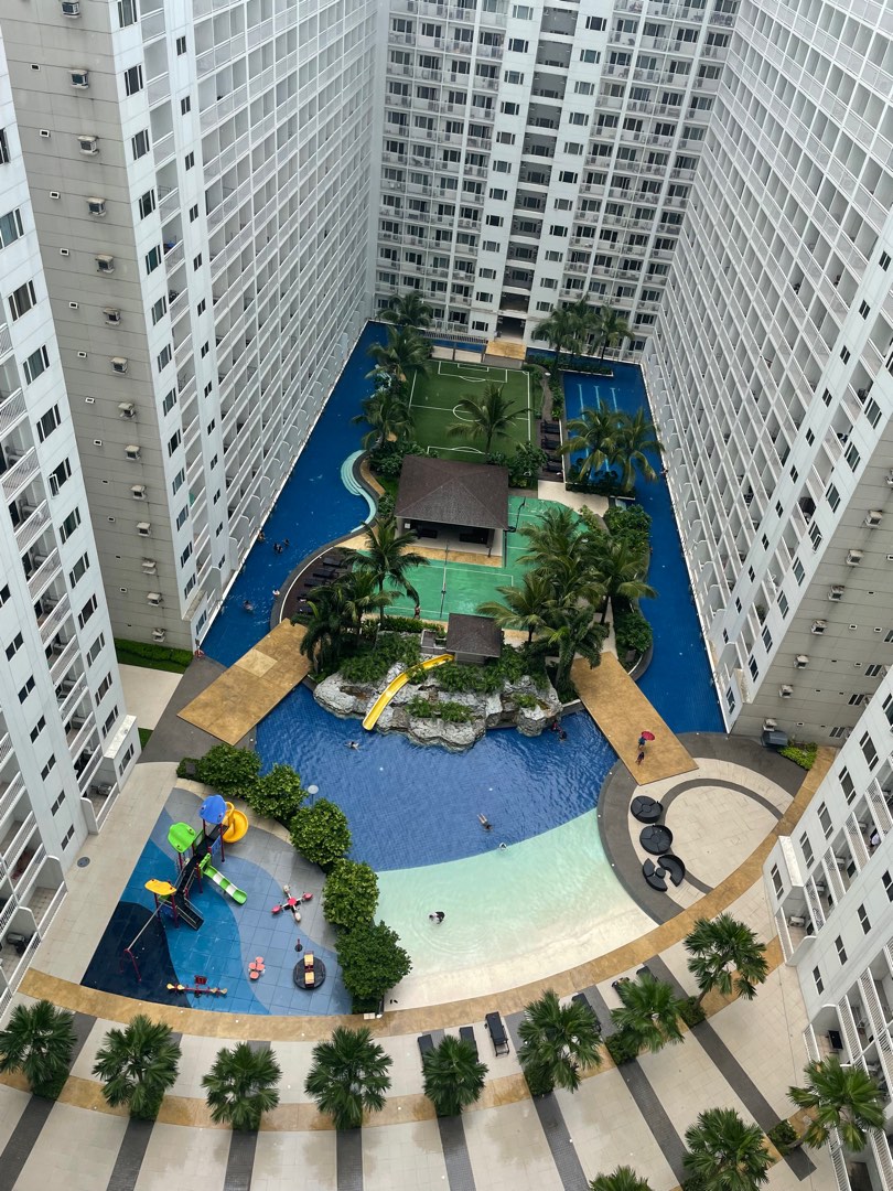 SMDC Shore 1 Residences 1 Bedroom with Balcony facing Amenities ...