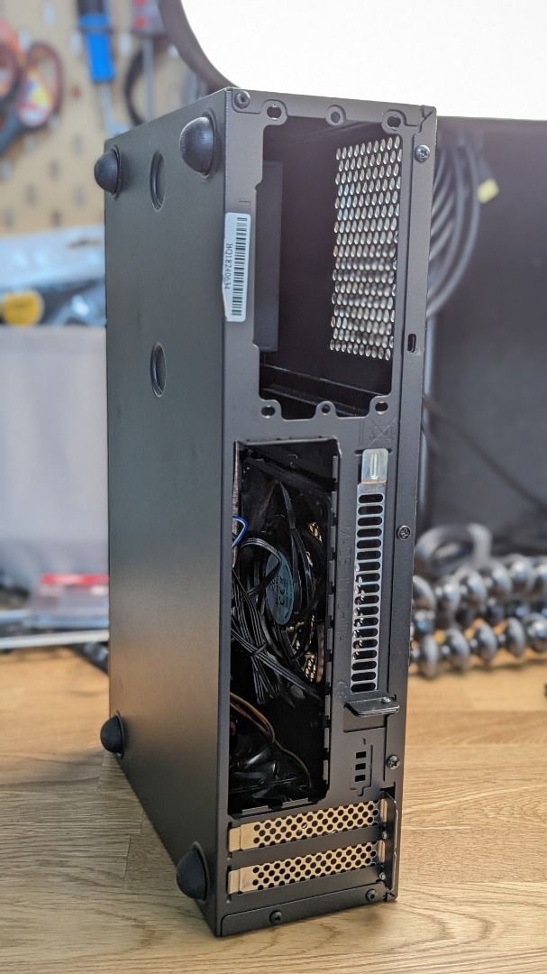 Silverstone ML06-E ITX Chassis with 2 x 80mm Cooler Master fans ...