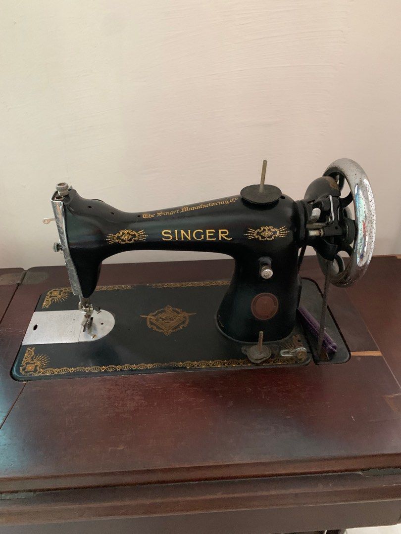 Singer brand owe sewing machine, TV & Home Appliances, Other Home ...