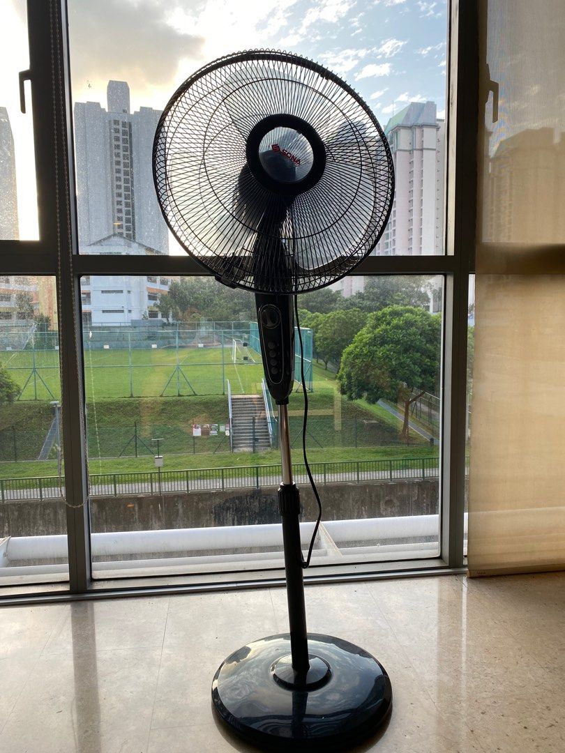 Standing fans, Furniture & Home Living, Lighting & Fans, Fans on Carousell