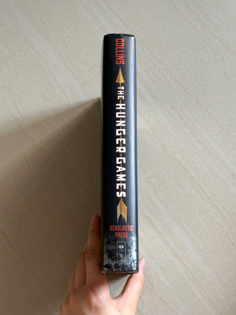 The Hunger Games (HARDBOUND) - Suzanne Collins on Carousell