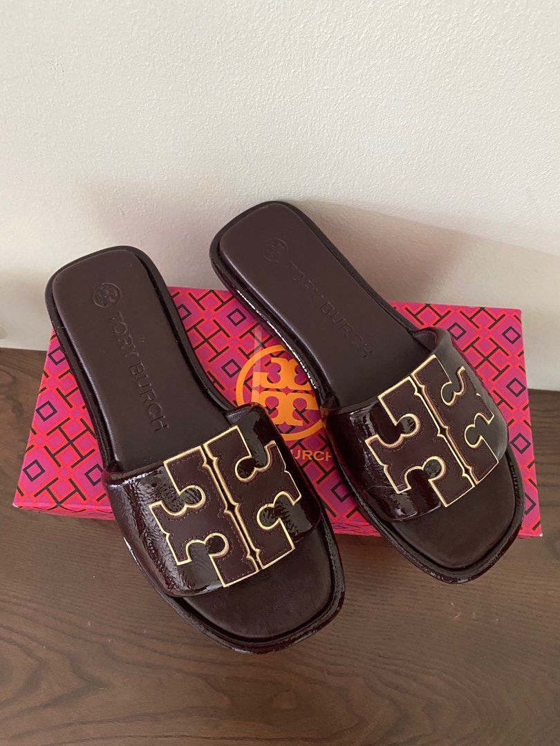 Tory Burch Slippers, Women's Fashion, Footwear, Flats on Carousell