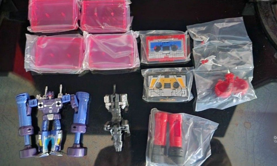Transformers mp cassette, Hobbies & Toys, Toys & Games on Carousell