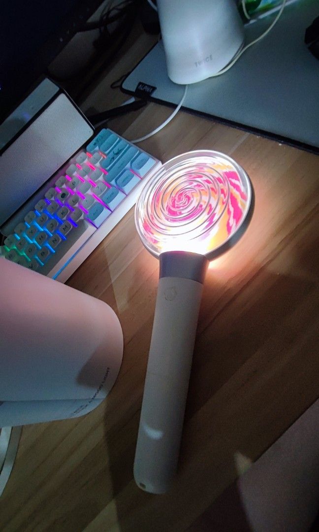 TWICE CANDY BONG V1, Hobbies & Toys, Memorabilia & Collectibles, K-Wave ...