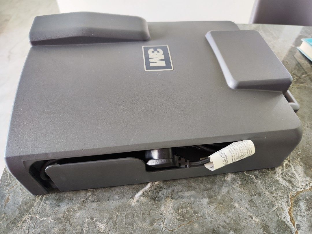 Vintage 3M portable OHP transparency projector, Hobbies & Toys ...