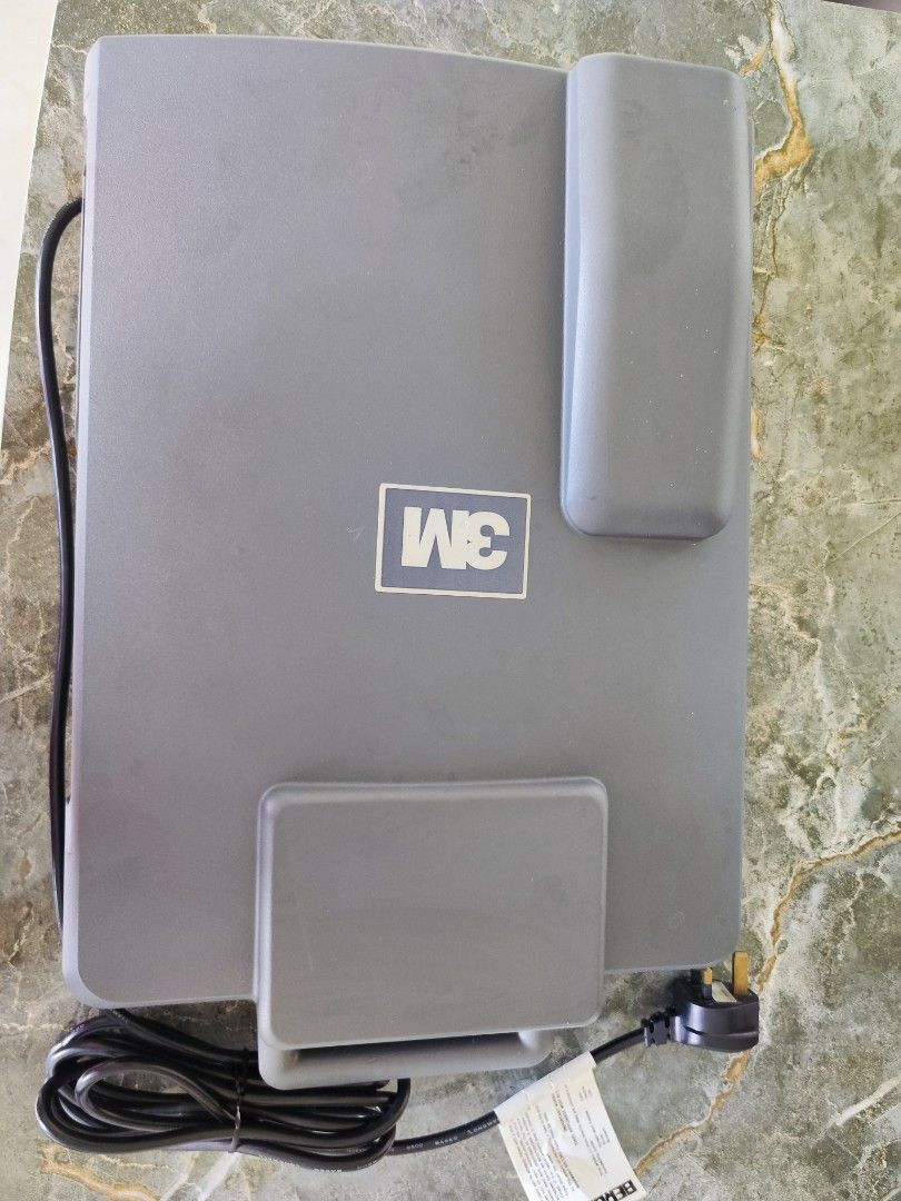 Vintage 3M portable OHP transparency projector, Hobbies & Toys ...