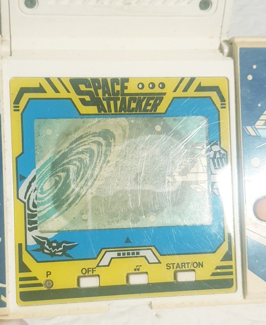 vintage casio CG- 350 space attacker game, Video Gaming, Video Game ...