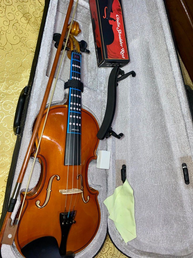 VIOLIN (4/4 full set of rosin violin), Hobbies & Toys, Music & Media ...