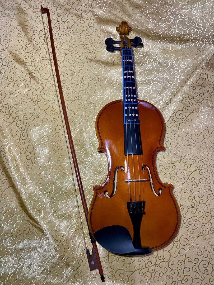 VIOLIN (4/4 full set of rosin violin), Hobbies & Toys, Music & Media ...