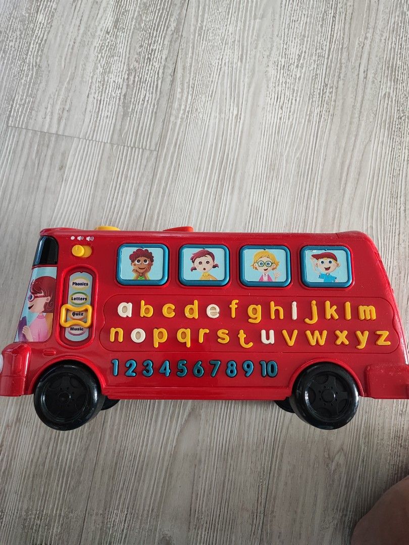 Vtech bus, Hobbies & Toys, Toys & Games on Carousell