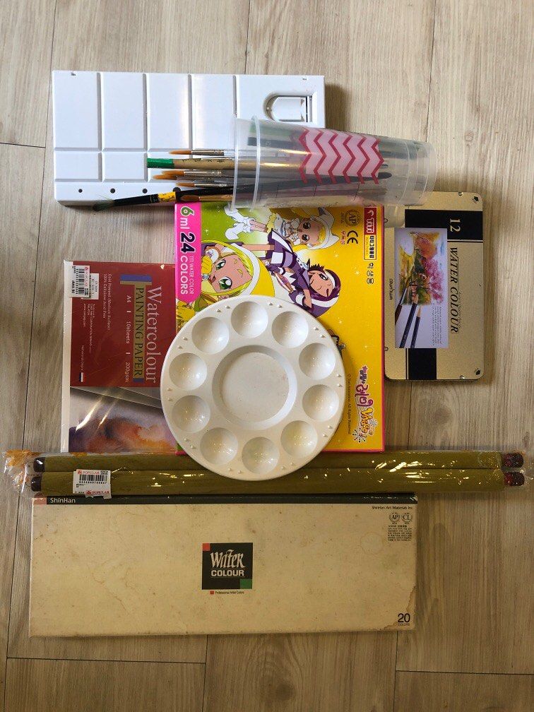 Water coloring materials (colors, papers, brushes, palettes etc ...