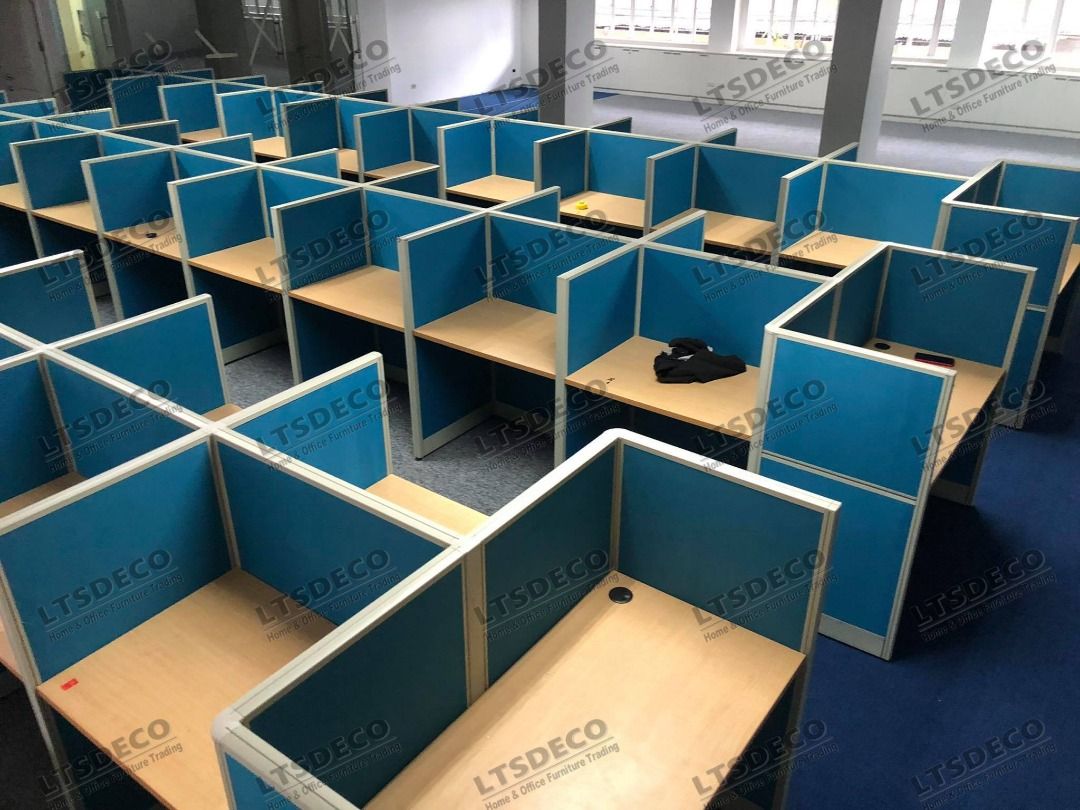 WORKSTATION CALL CENTER TABLE FURNITURE OFFICE PARTITION on Carousell