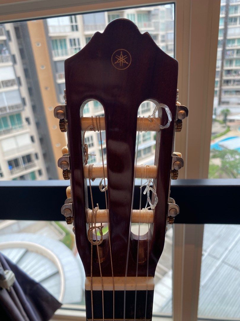 Yamaha C40, Hobbies & Toys, Music & Media, Musical Instruments on Carousell