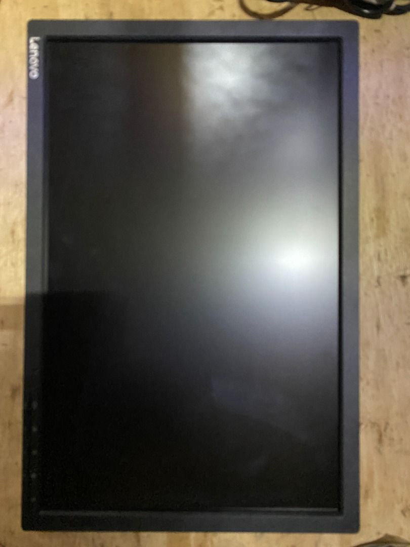 20 inch Computer screens, Computers & Tech, Desktops on Carousell