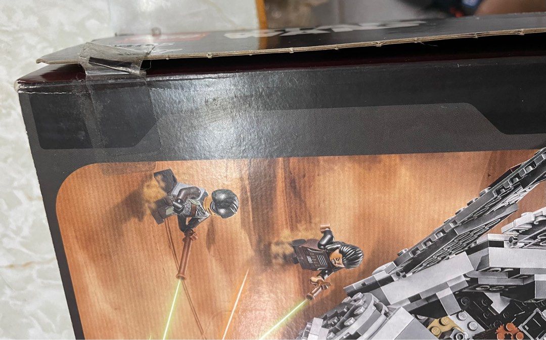 全新 Lego 75105 The Millennium Falcon Star Wars, 興趣及遊戲, 玩具 & 遊戲類 - Carousell