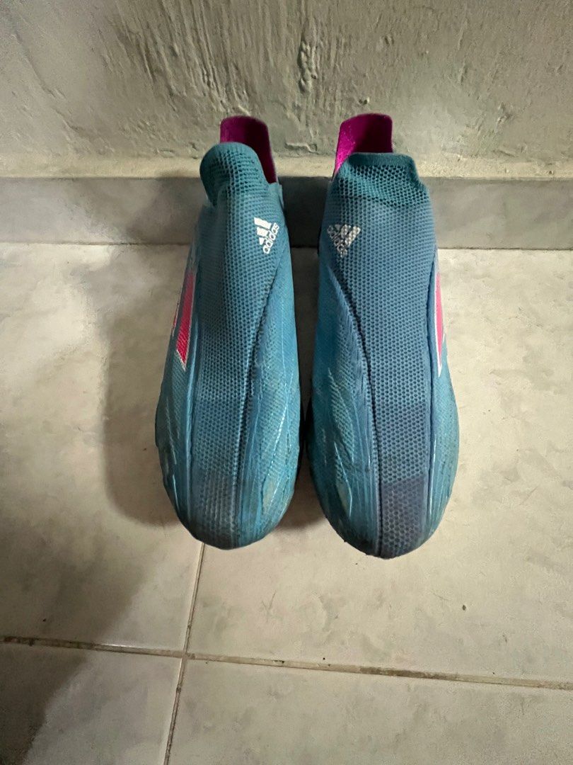 Adidas speedflow + FG, Men's Fashion, Footwear, Sneakers on Carousell