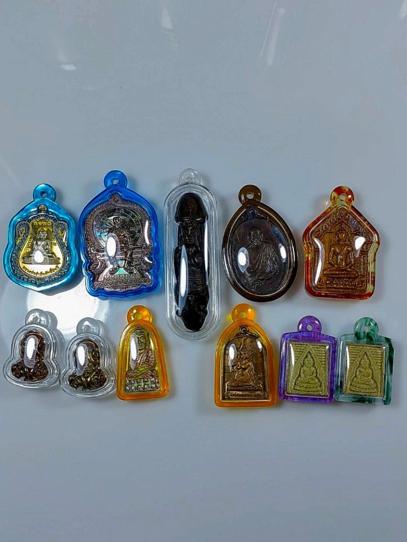 Amulet Casing Service, Hobbies & Toys, Memorabilia & Collectibles ...