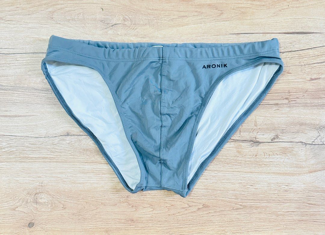 Aronik trunks on Carousell