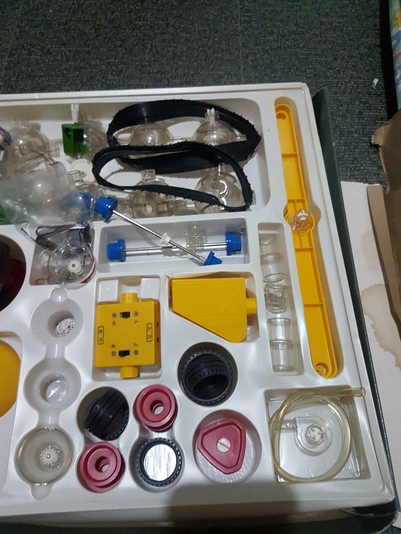 Capsela kc-700 motorized engineering toy japan, Hobbies & Toys, Toys ...