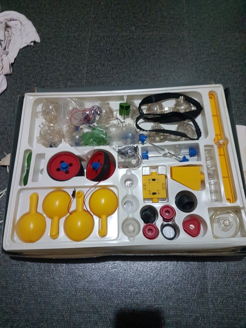 Capsela kc-700 motorized engineering toy japan, Hobbies & Toys, Toys ...