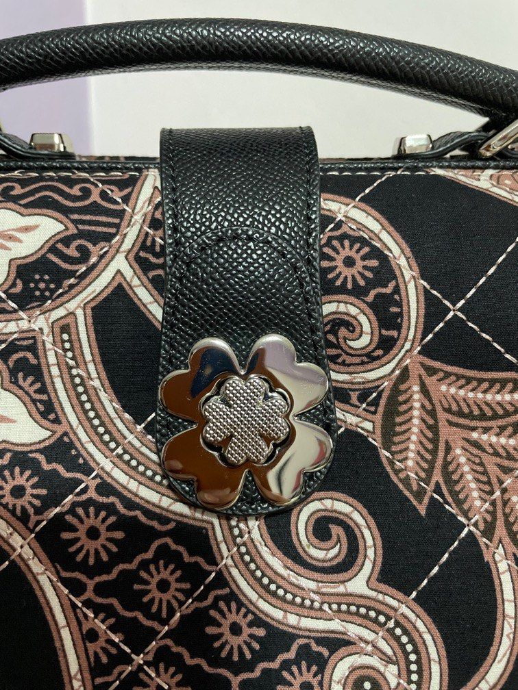 CFOB Batik Charis Bag, Women's Fashion, Bags & Wallets, Shoulder Bags ...