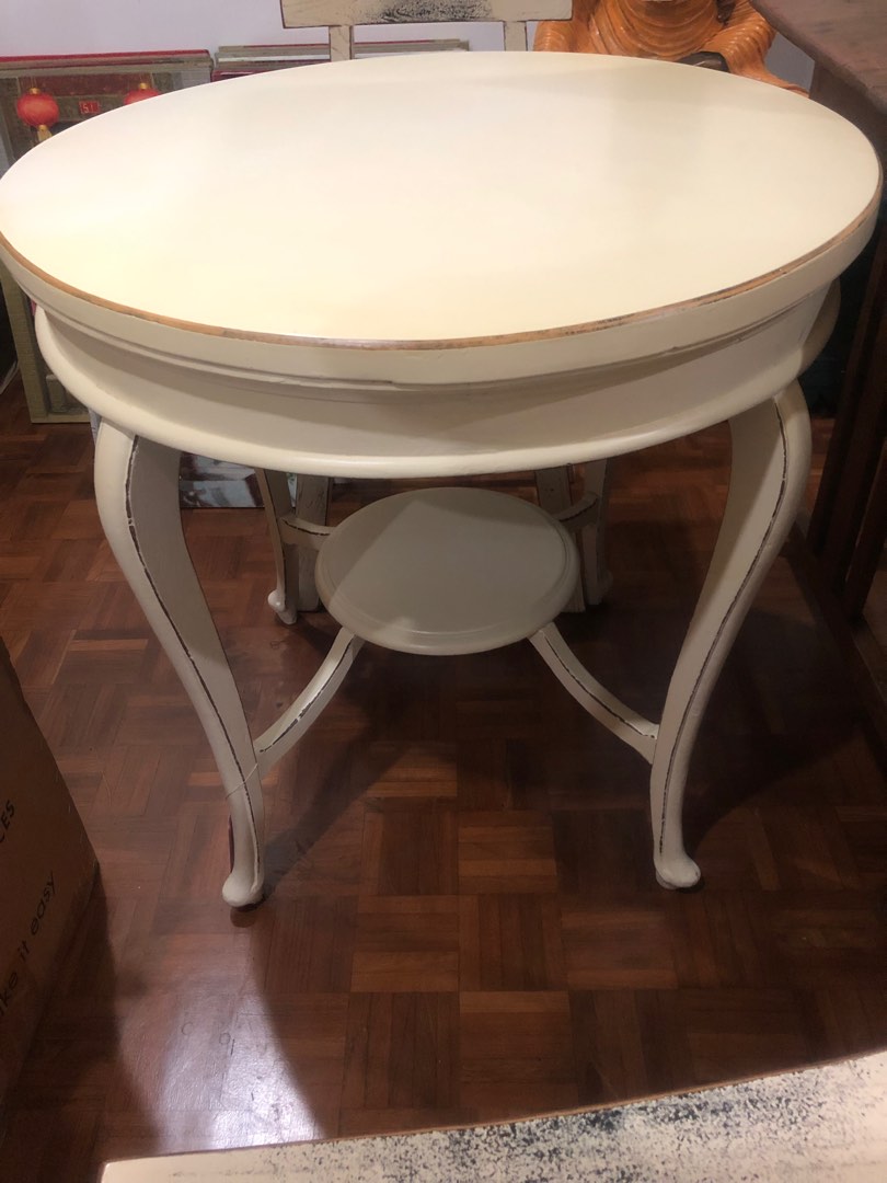 Classic Round Table, Furniture & Home Living, Furniture, Tables & Sets ...